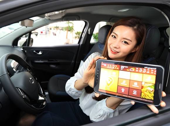 SKT, 르노삼성 QM3에 '태블릿 네비게이션 T2C' 서비스 | Save Internet 뉴데일리