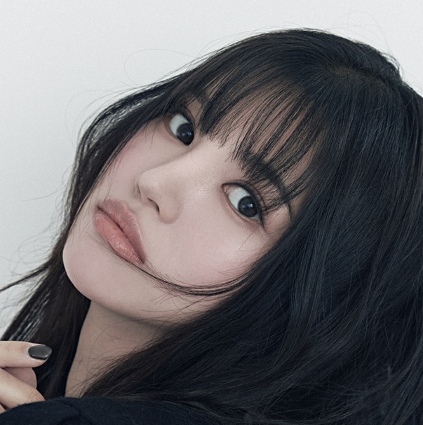 An Yu-jin, Look-alike of Han So-hee, Song Hye-ko, Kim Tae-ri, Signs ...